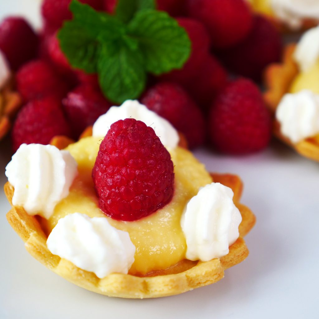 Mini Fruit Tarts Recipe – Shirley Cooking